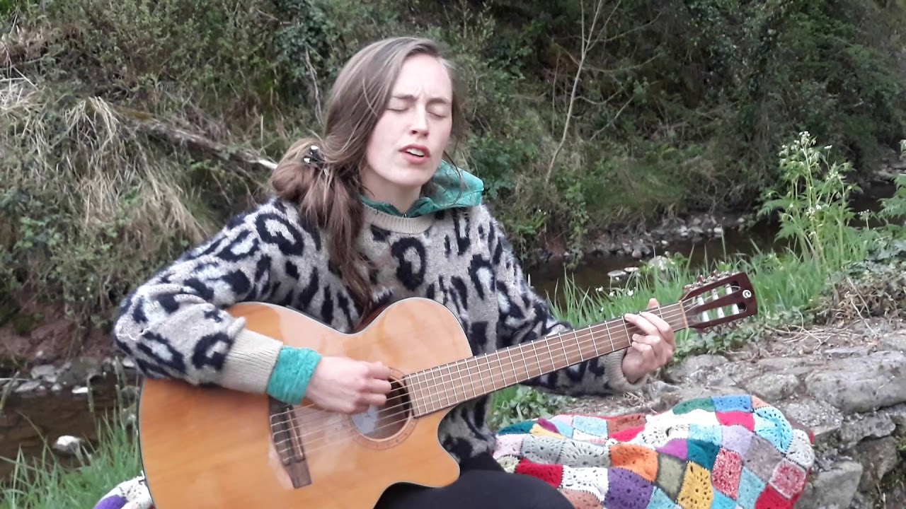 Cáit Ní Riain - The Lark of Mayfield by Ger Wolfe - YouTube