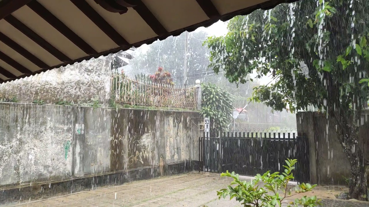 Rain in Bandung (28 October 2021) - YouTube
