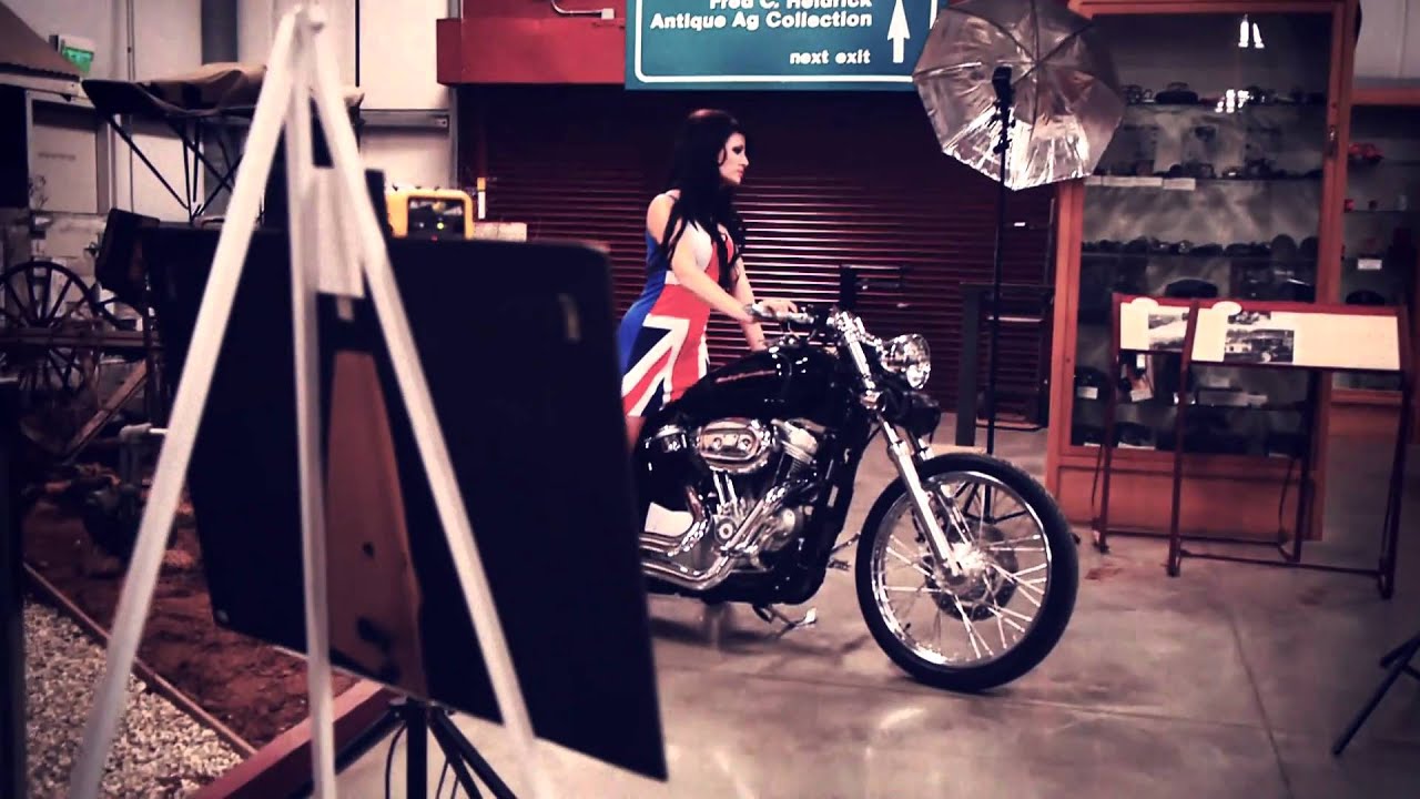 Retro Pinup Workshop - YouTube