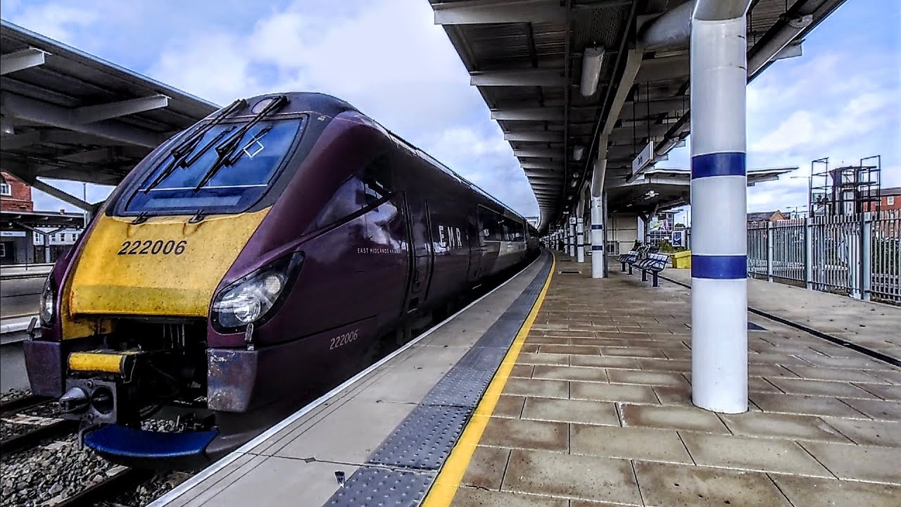 10!! Cars of glorious diesel power: Dual EMR 'Class 222' Meridian ...