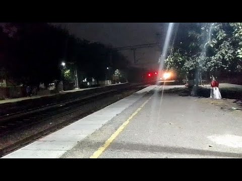 WAG9 BAHUBALI LEAD GOODS TRAIN - YouTube