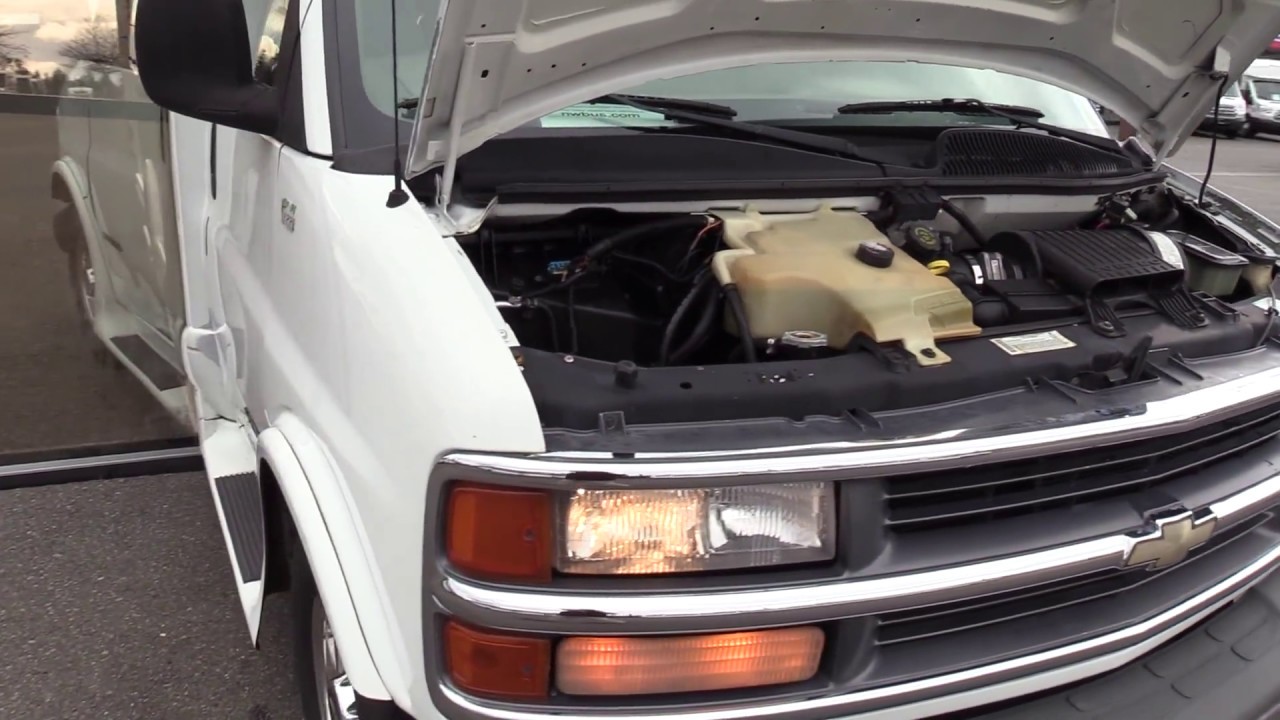 2001 Chevrolet Turtle Top 13 Passenger - S24181 - YouTube
