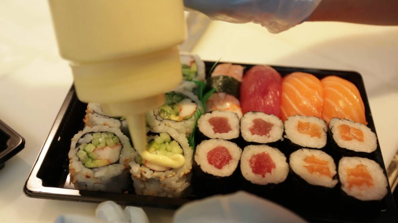 Le stand sushi - YouTube