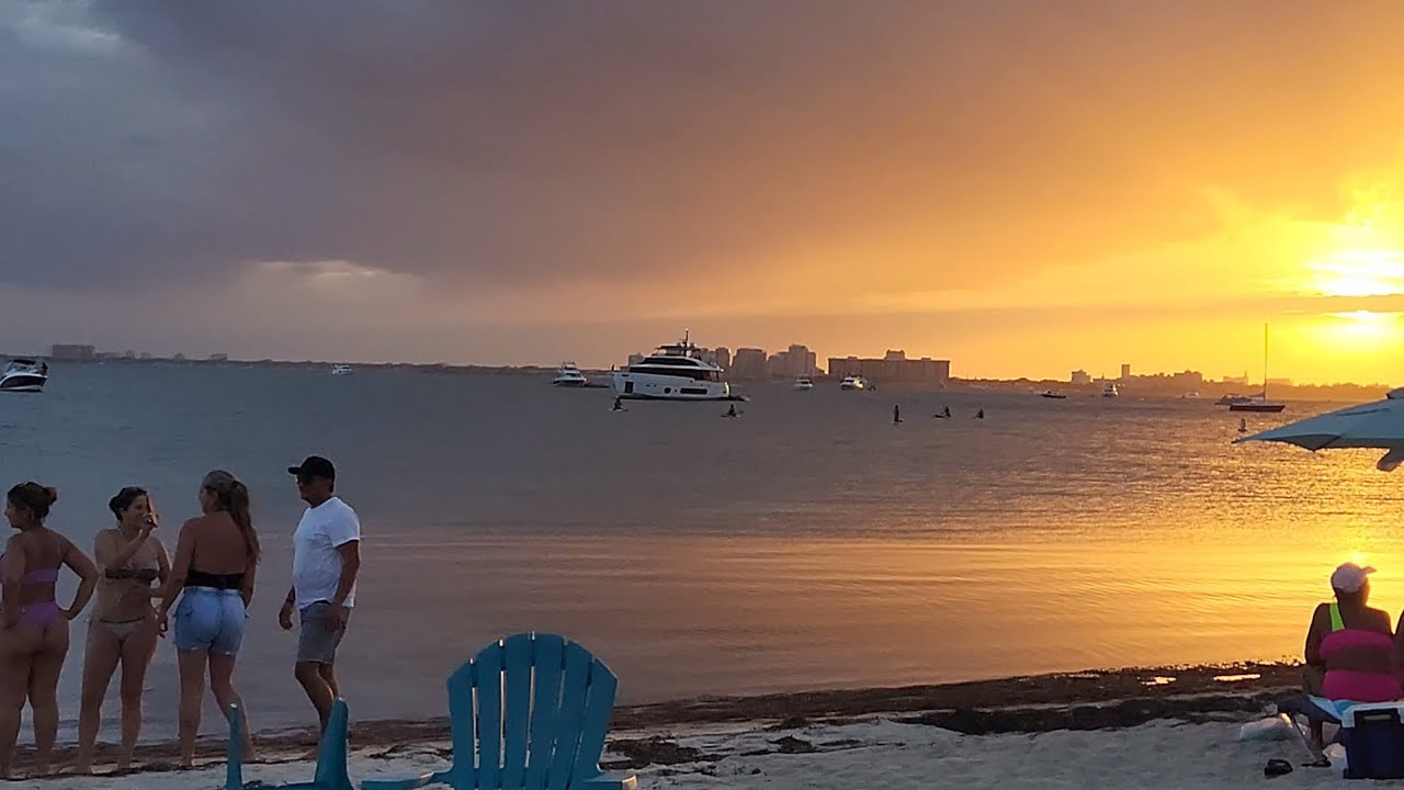 Key Biscayne, Florida. Sunset @ the #beach #beachlife #miami #beachvibe ...