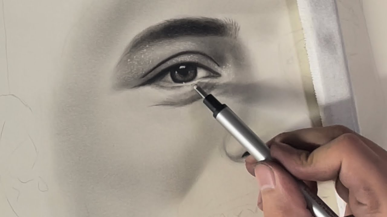 Making a portrait part 1 (charcoal drawing) - YouTube