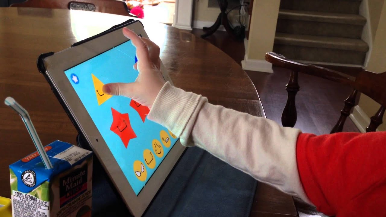 Dylan Plays Tiggly Draw - YouTube