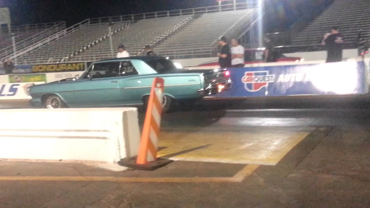 Outlaw 8.5 racing at wild horse pass phoenix az - YouTube