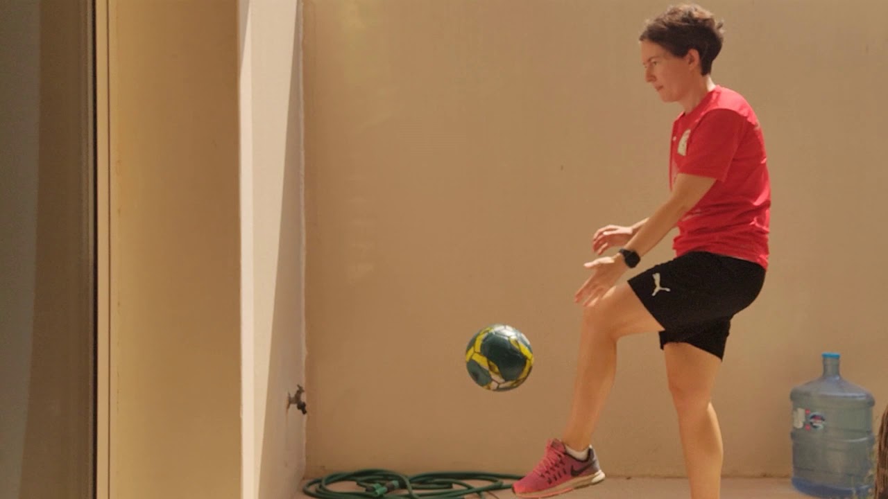 Kick and Catch against wall - YouTube