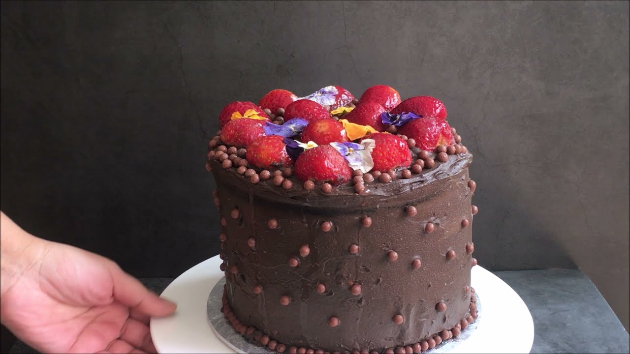 Novel Bakes Delicious Death Chocolate Cake Inspired by Agatha Christie ...