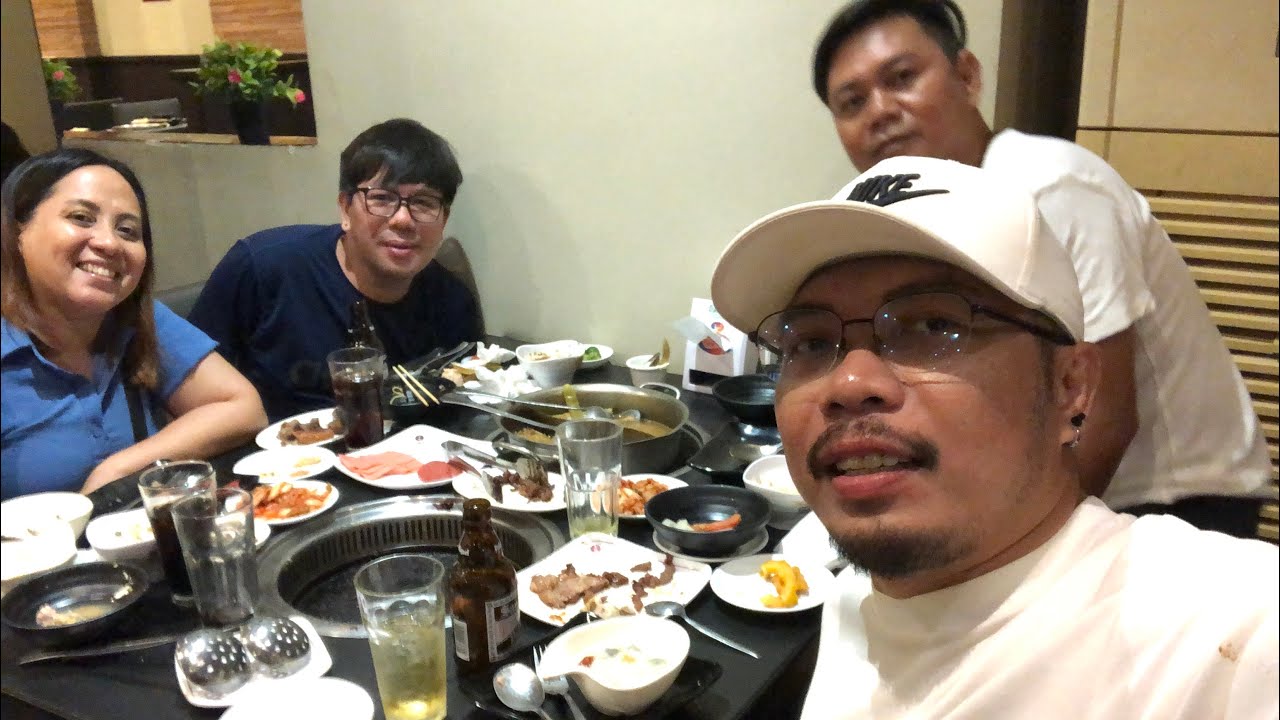 SAMGYUP DAY WITH TRUE FRIENDS - YouTube