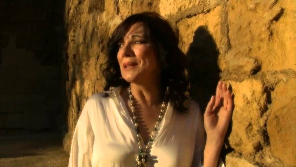 Pilar Leon - ESA NO - Video Clip - YouTube