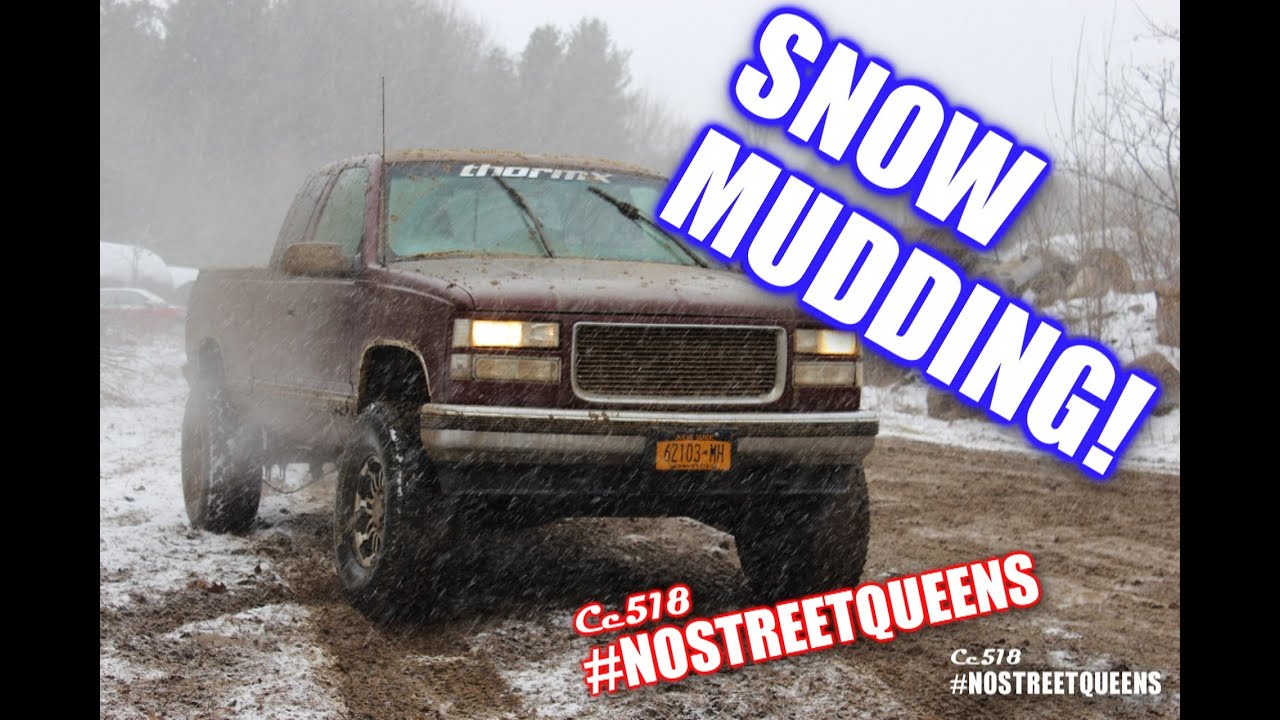 Mudding in Snow! - YouTube
