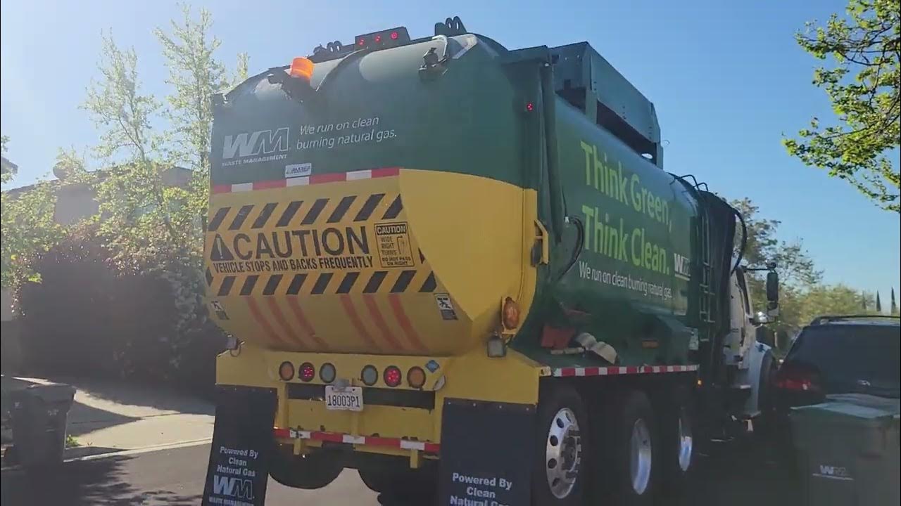 New Freightliner M2 Amrep 104547 on Recycling Part 1 - YouTube