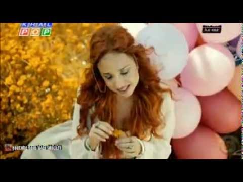 Ayşe Özyılmazel - Su Gibi Gel