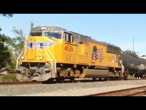 UP #4626 leads a WB UP Manifest out of Elton, passed to Reeves, Louisiana - YouTube