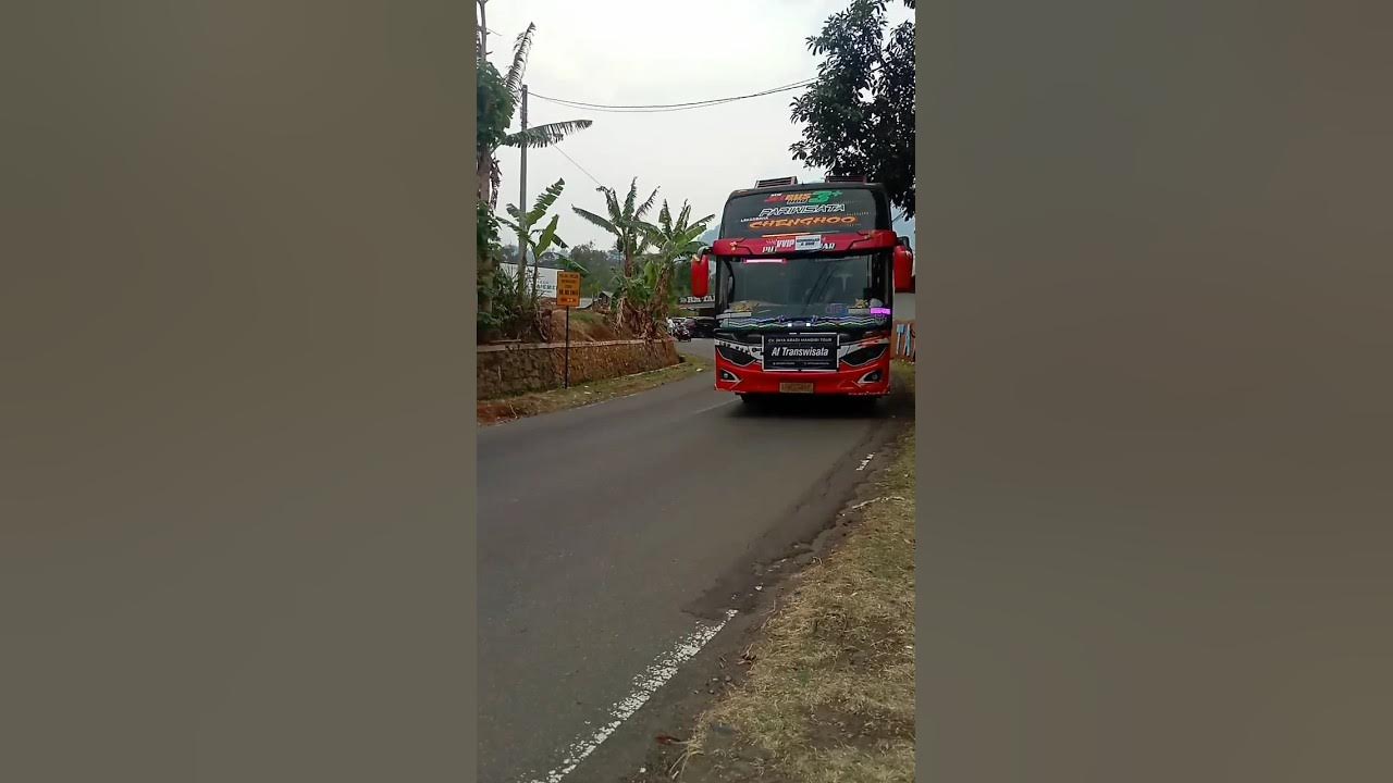 om telolet om Basuri itu bis putra LA Jabar pasa pulang wayang windu corong atas #bismania # ...