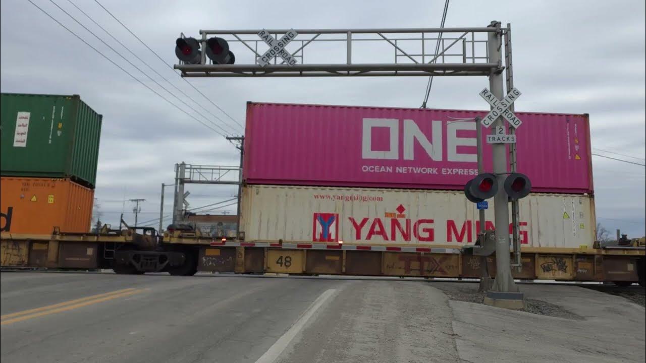 NS 4409 Leads Intermodal West | Broadway St. (IN-1) Railroad Crossing, Butler, IN - YouTube