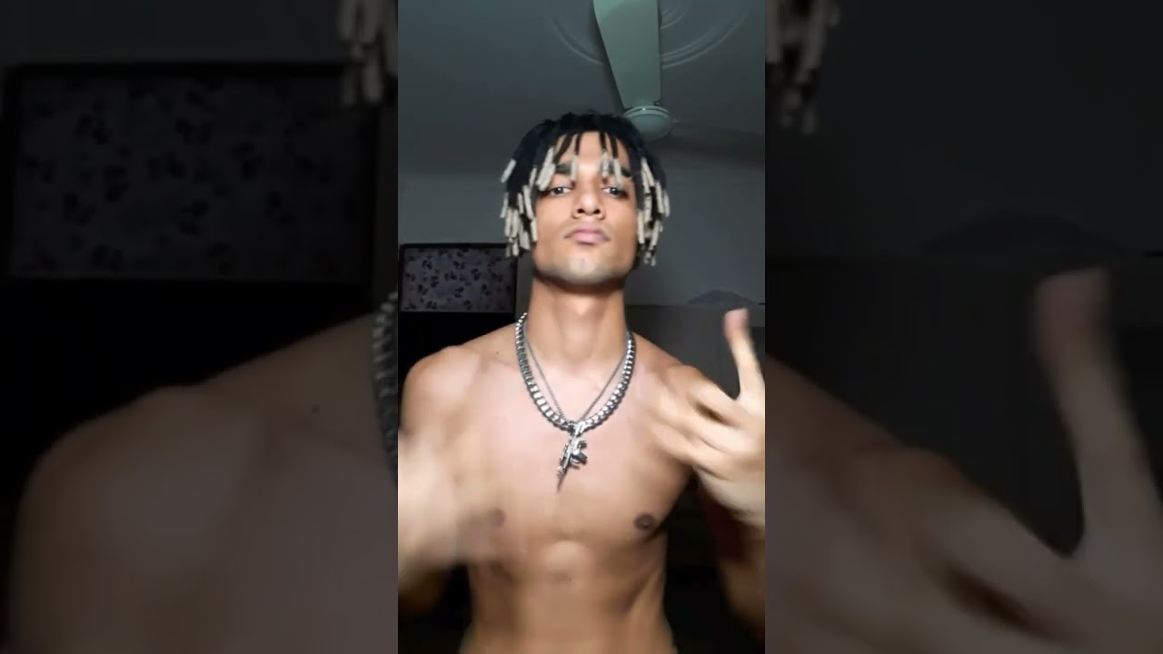NLE Choppa Gang Signs - YouTube