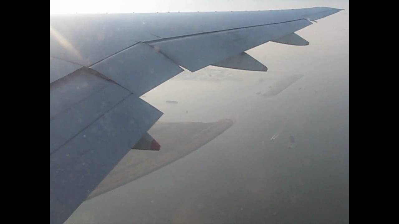 Flight Series: Singapore Airlines SQ952 - YouTube