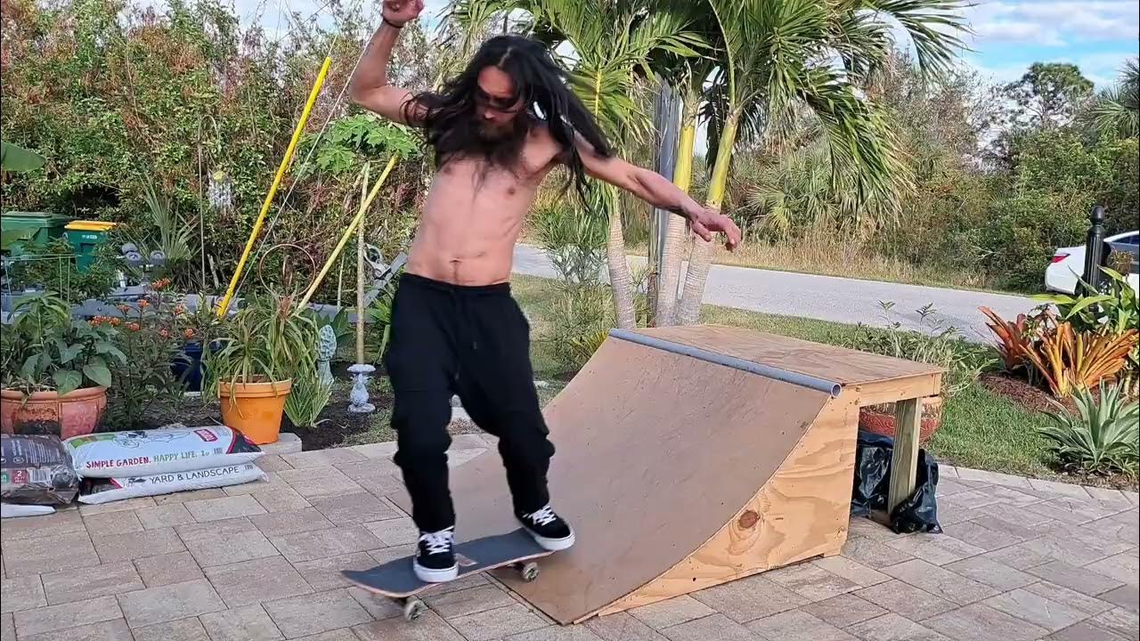 lacing some skateboard tricks on the quarter pipe - YouTube