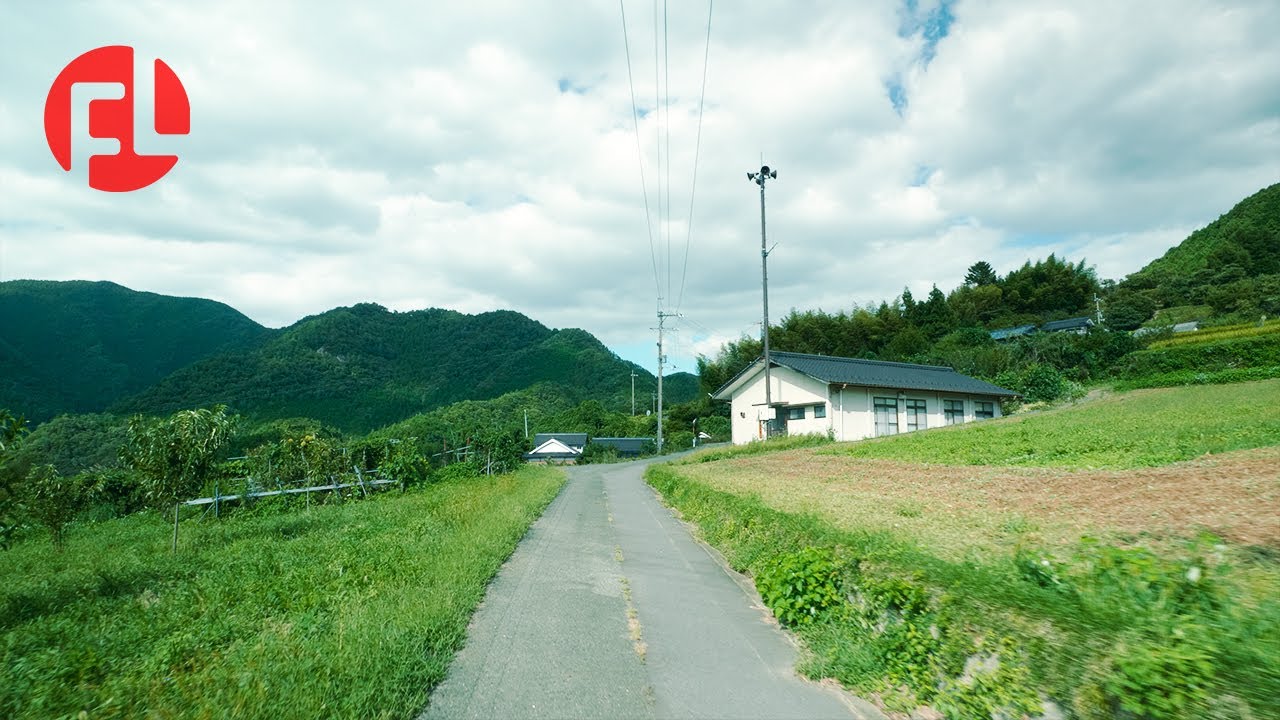 [4K] Walking in the countryside of Japan (stone pavements in Uchiko ...