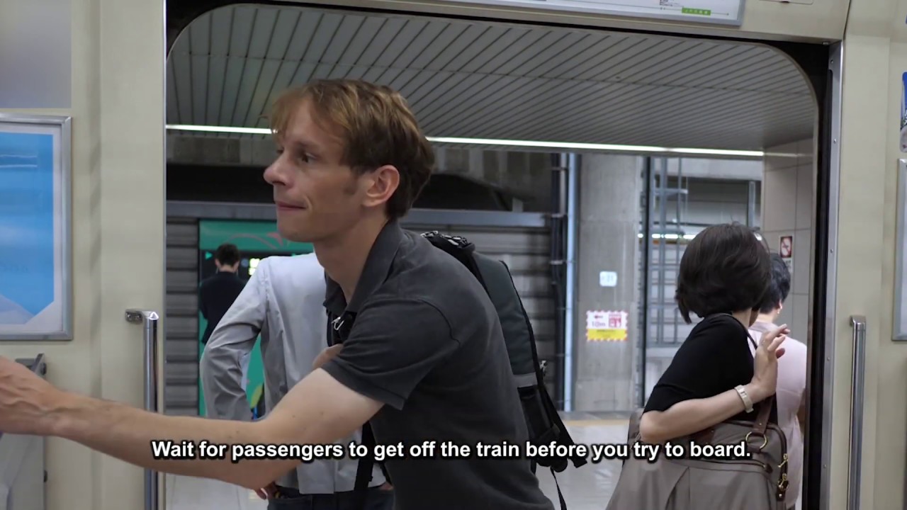 Video07 Train manners and etiquette in Japan - YouTube