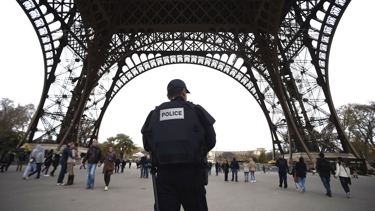 Paris Security Tight, France on Lockdown - YouTube