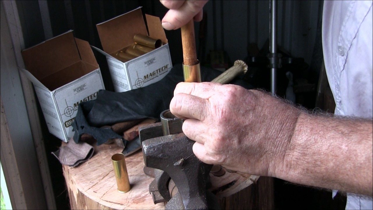 Loading 12 Gauge Brass Cartridges with Black Powder By Keith H Burgess ...