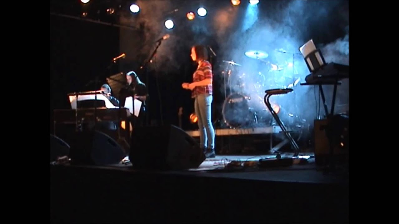 Skyfall Eindexamen nummer Alexandra, Hans en Leon in 't Beest - YouTube