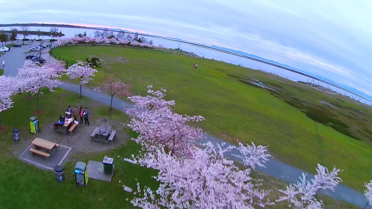 Aerial View of Garry Point Park - YouTube