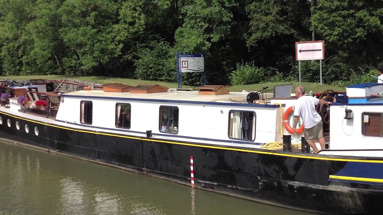 Go barging, European Waterways, Barging in France, Art de Vivre - YouTube