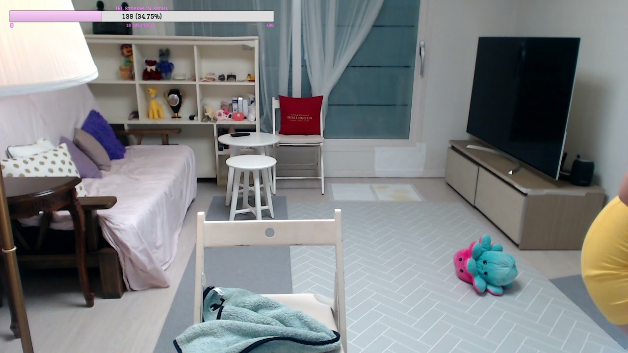 a sexy view of a twitcher... clip of Velvet_7 on twitch... - YouTube
