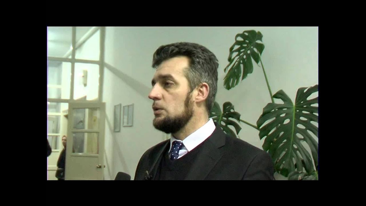 Mladi Muslimani Visoko: Anes, autor knjige - YouTube