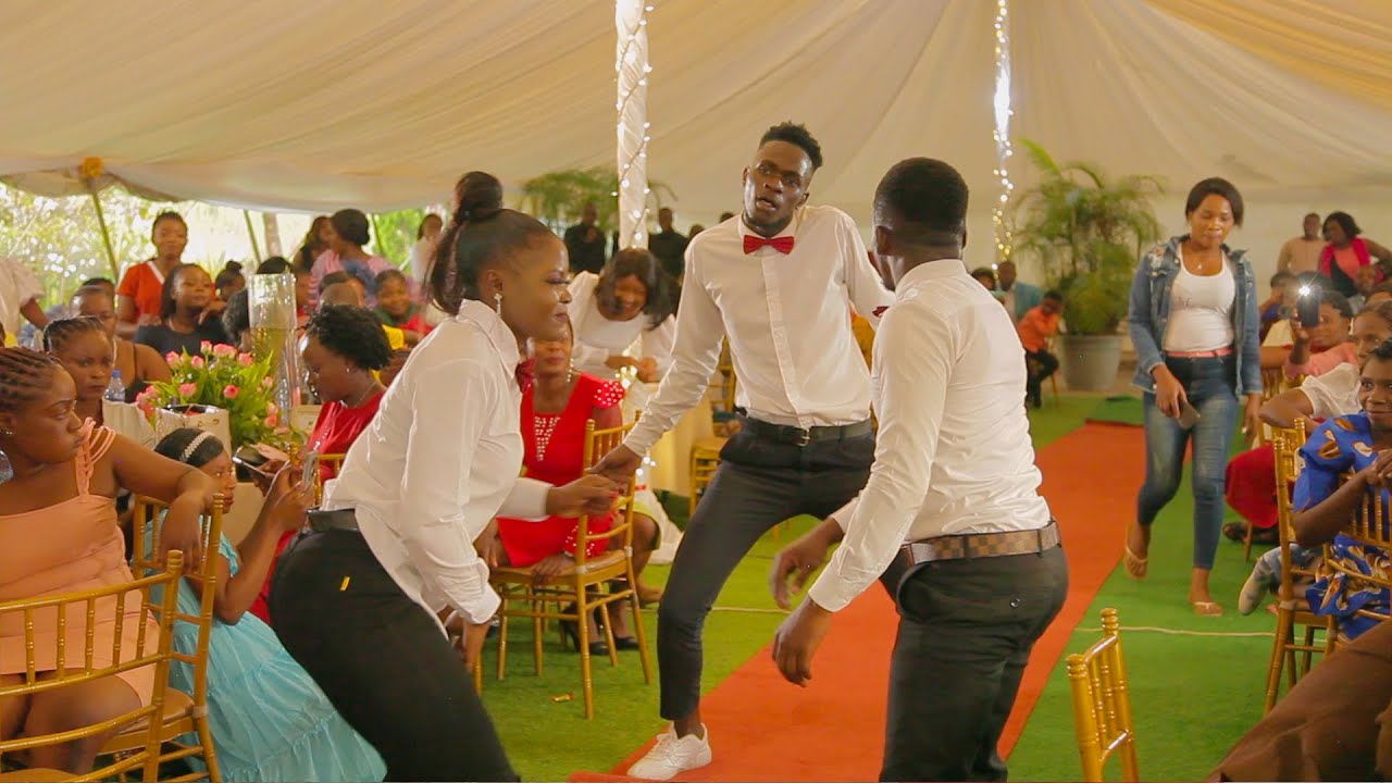 Kopala wedding entrance dance | zambian weddings - YouTube
