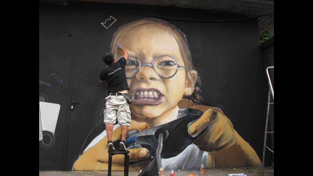 How I paint Realistic Graffiti Portrait - Full Process Video - YouTube