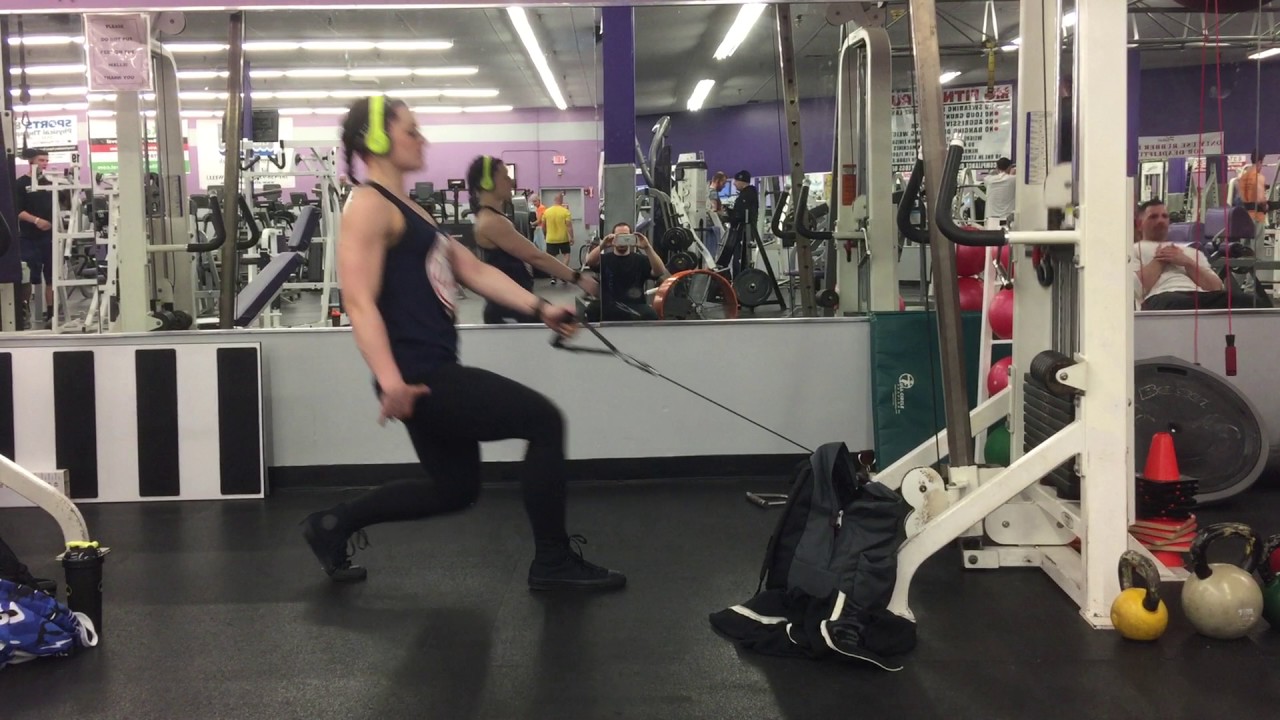 Cable Forward Lunges - YouTube