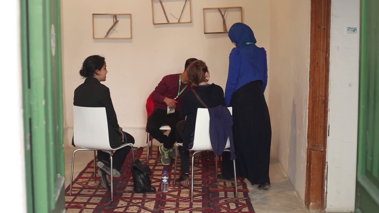 The first Human Library in Tunis - YouTube