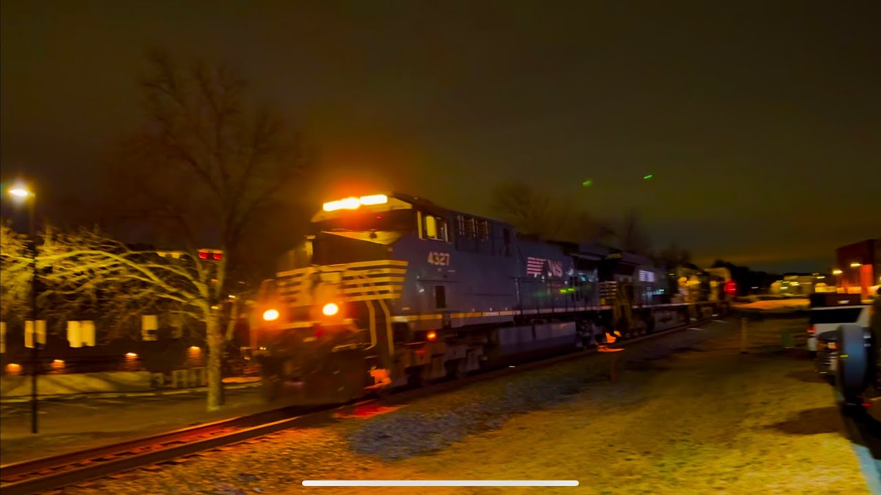 NS 240: NS 4327 3655 9800 4348 1/26/25 Duluth GA - YouTube