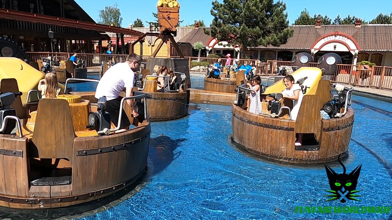"EXPEDITION NAUTILUS" SOAKED TWIST 'N' SPLASH @ ATTRACTIEPARK SLAGHAREN ...