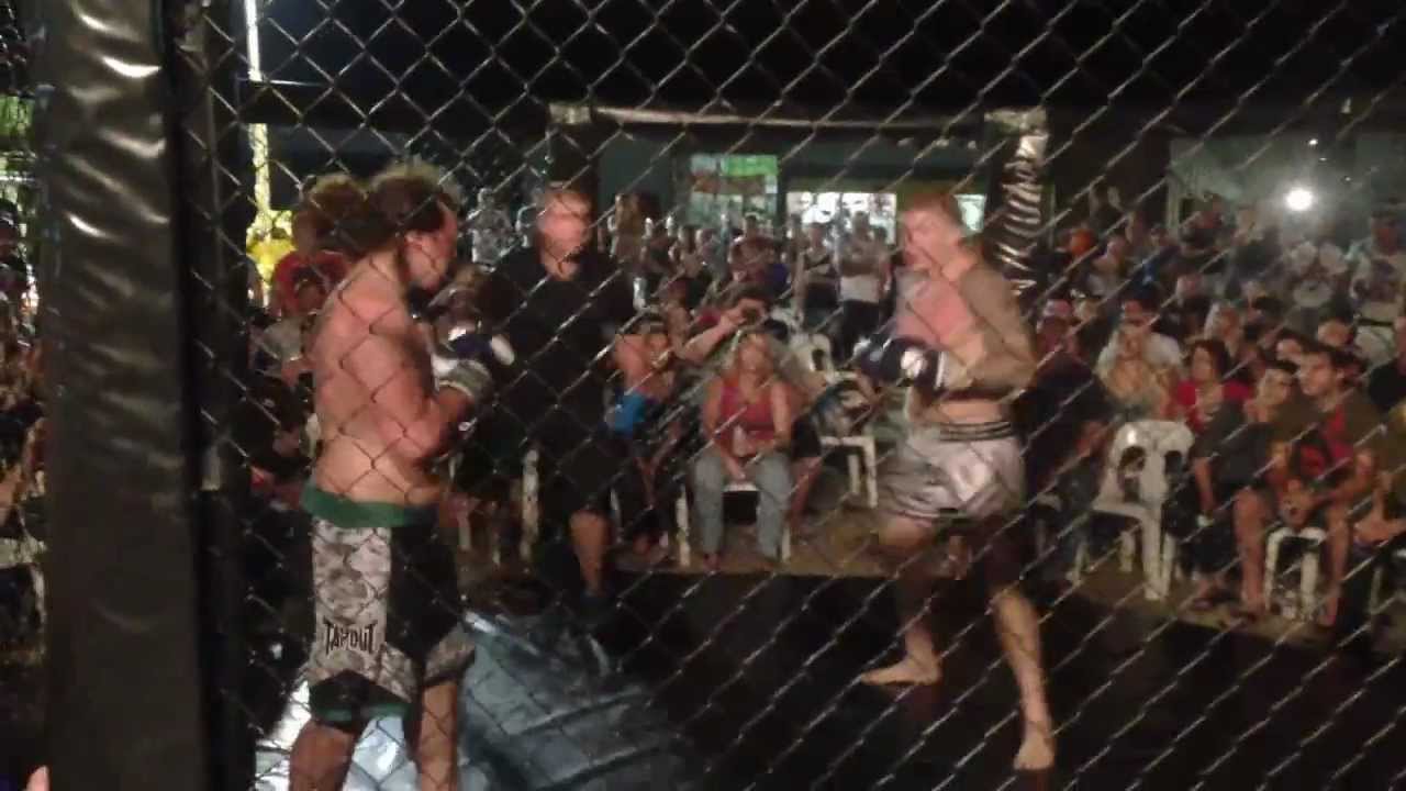 Rhino MMA Yeppoon "Battle At The Beach 2" Cage Fight Night - YouTube