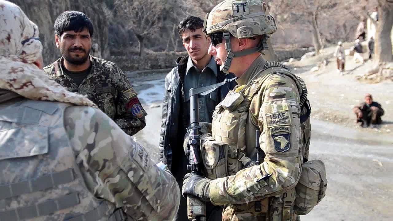 101st Airborne on a security operation with Afghan National Army and ...