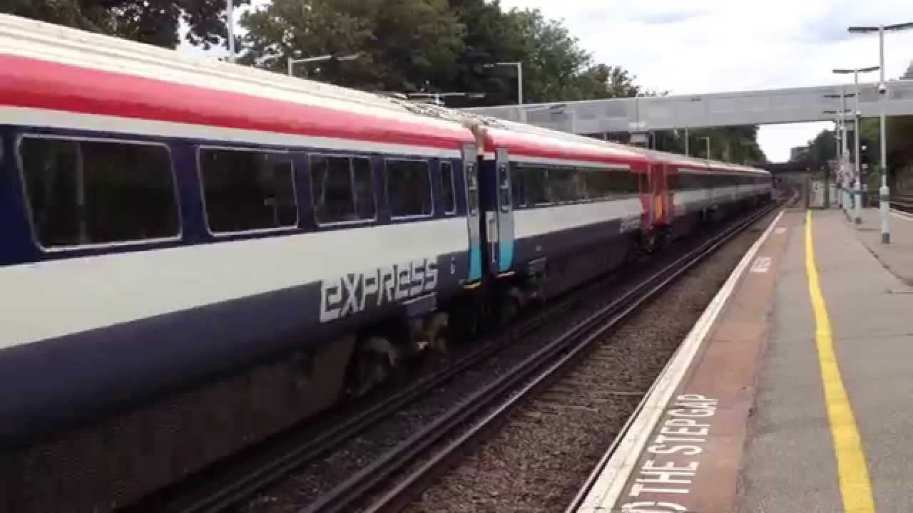 Class 422 Passing Through South Croydon To London Victoria 30/08/14 ...