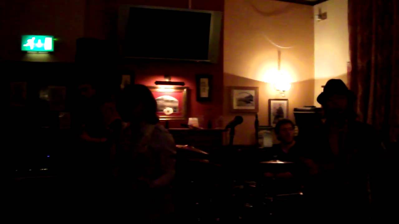 Keith Xander & the peace pirates .. Live at Stanley's Cask :) - YouTube