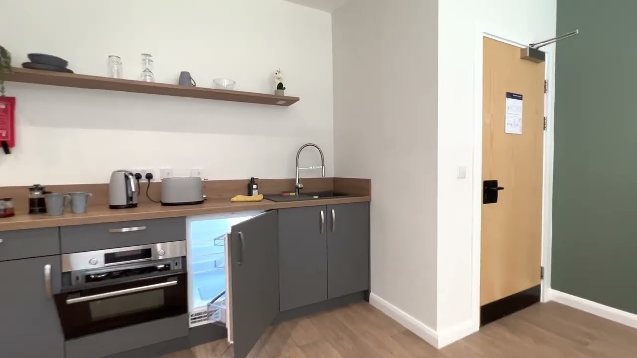 Netherurd Garden House Deluxe One Bedroom Apartment - YouTube