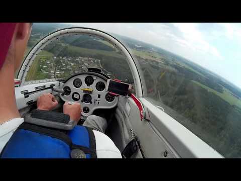 Landing outside the aerodrome L-13 Blanik