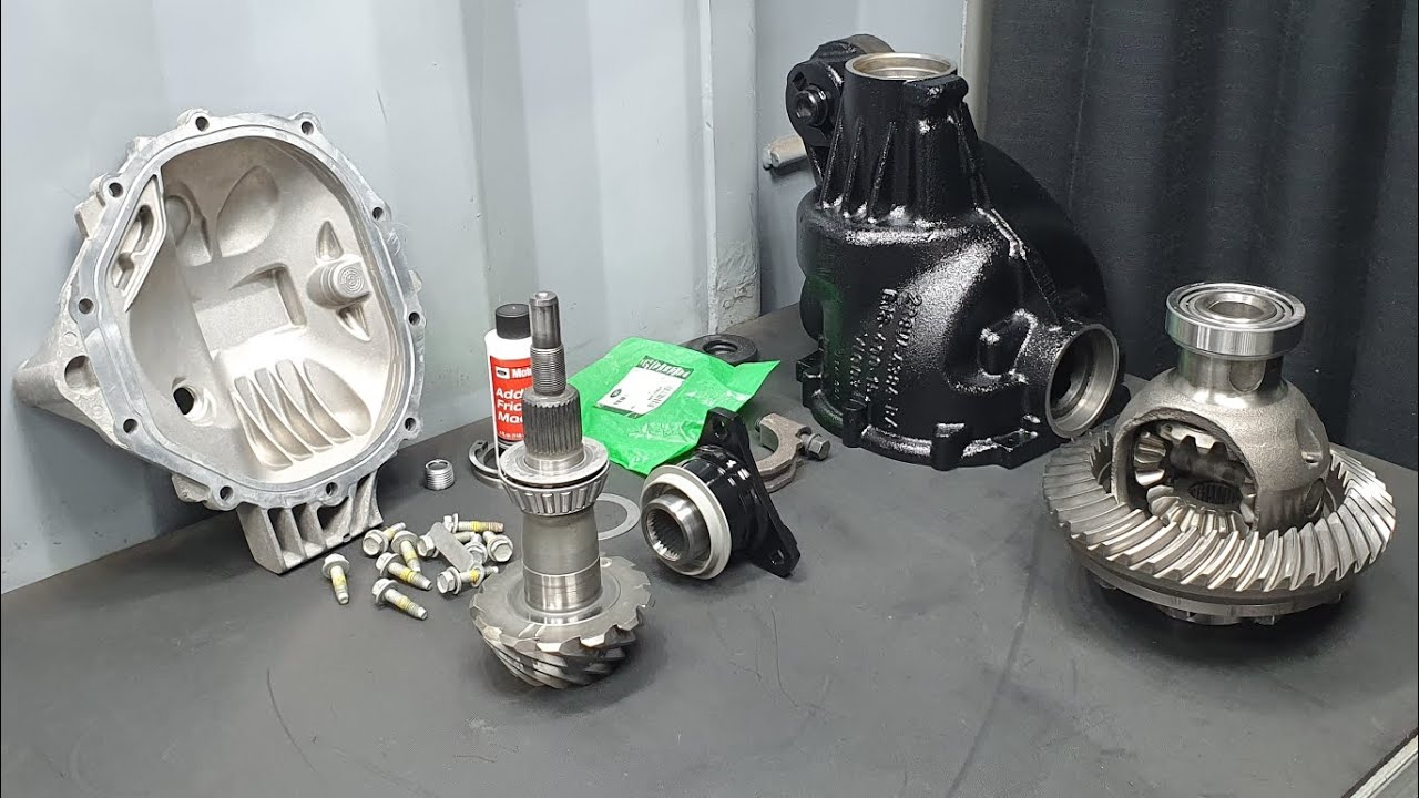 Jaguar F-Type 2014 with 85k km diff repair (part 2) - YouTube