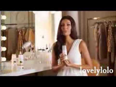 Berguzar Korel in Pantene \