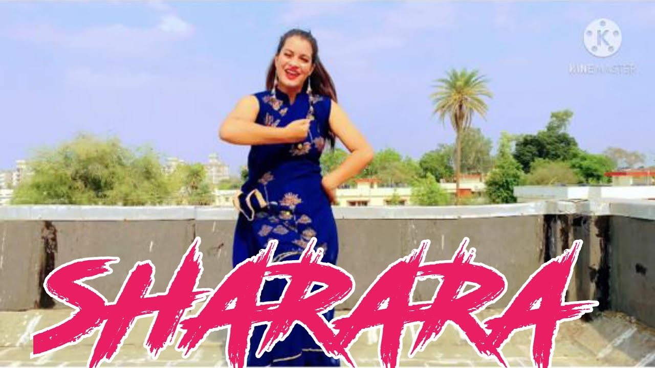 Dance cover on Sharara☺️😊punjabi song - YouTube