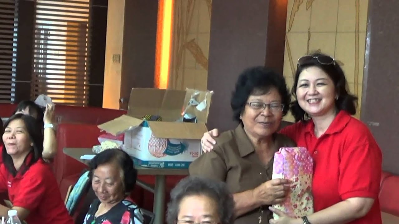 Reuni Perak SMP Maria Padang - YouTube