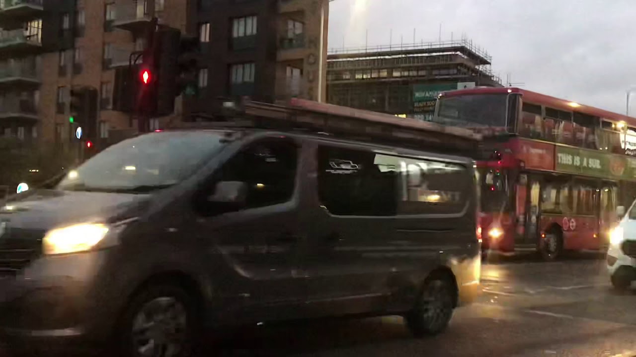 London Buses | Glance at Omnicities (Plate LX58) - YouTube